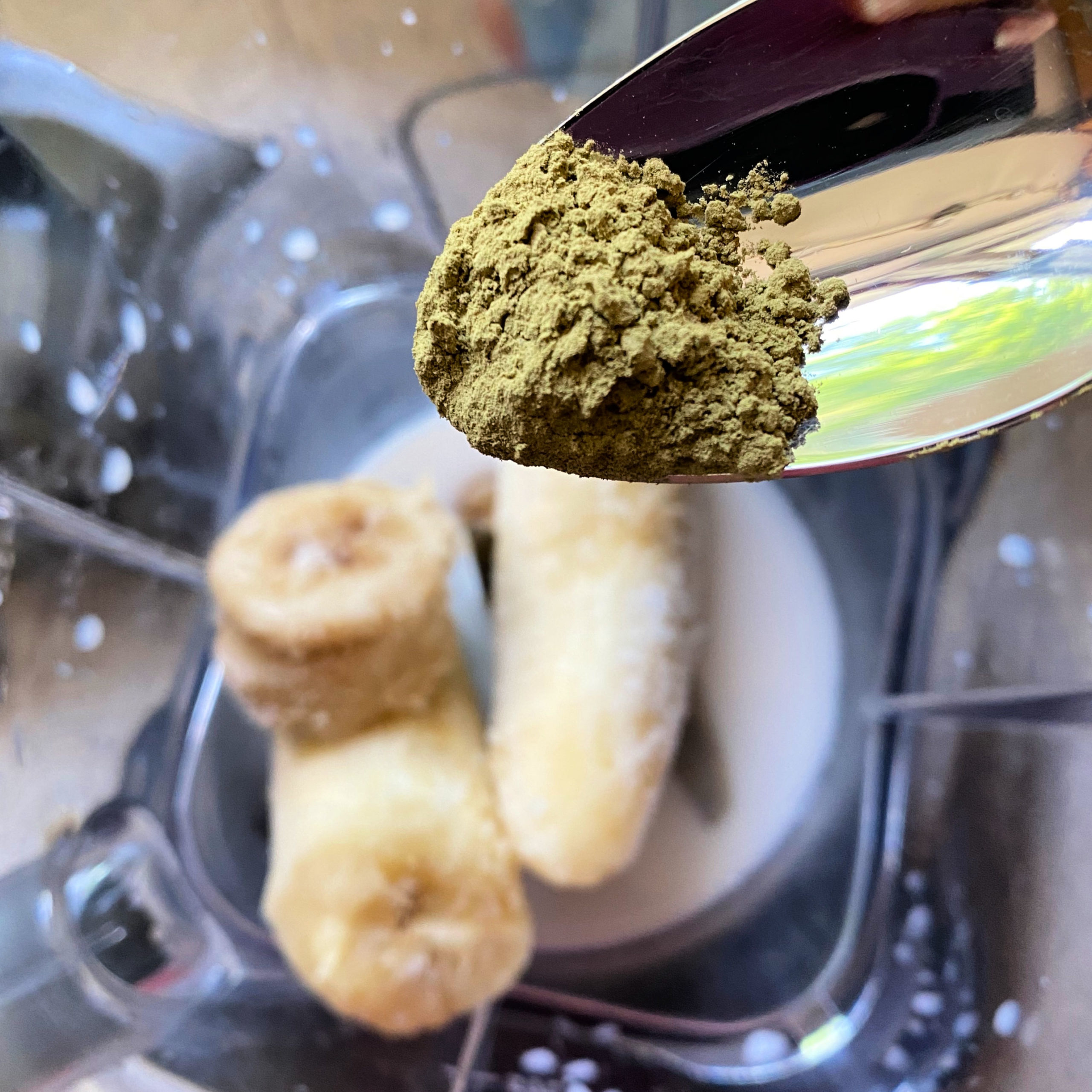 Banana Matcha Smoothie - A Nation of Moms