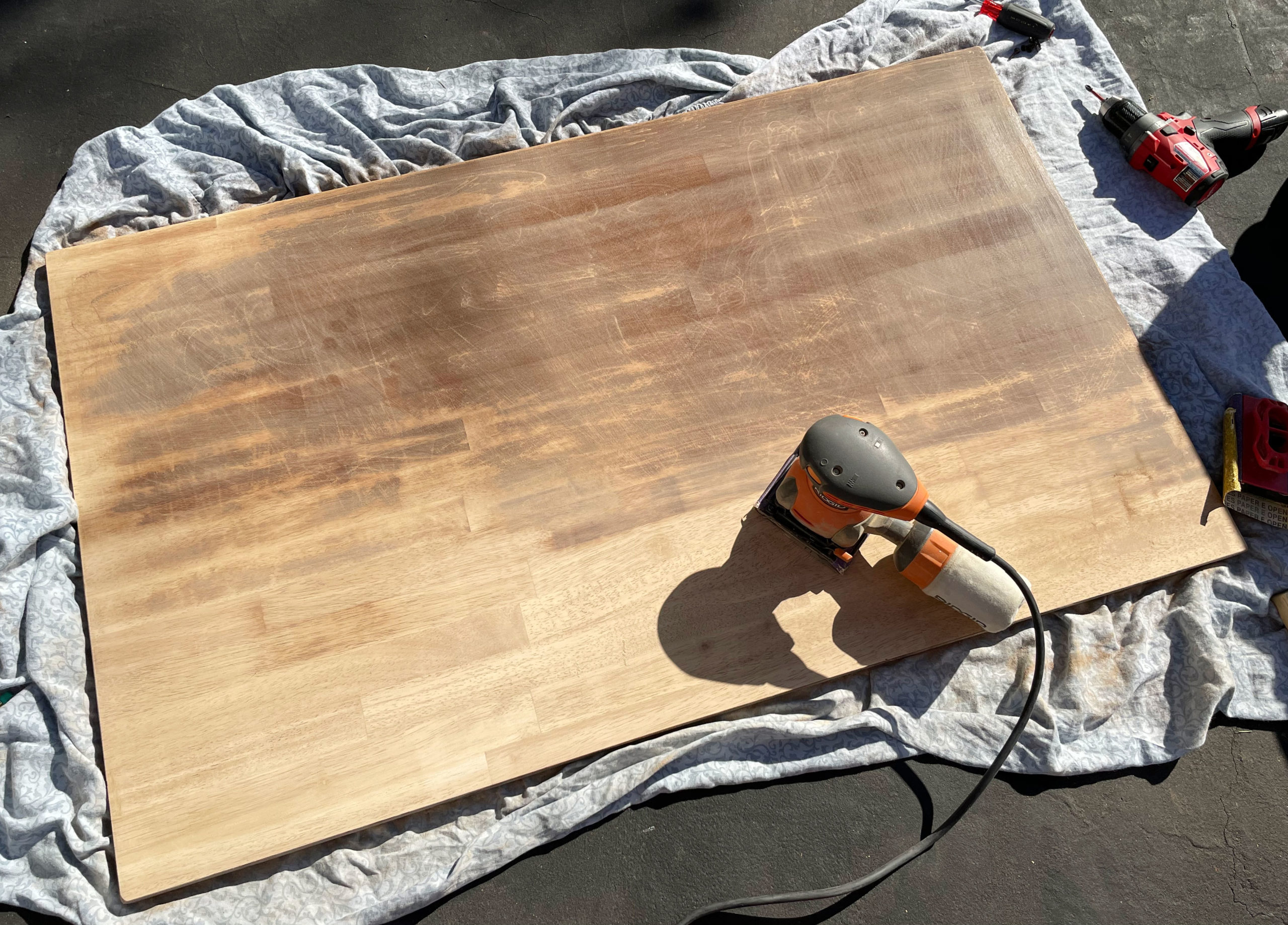 Farmhouse Coffee Table Makeover - A Nation of Moms