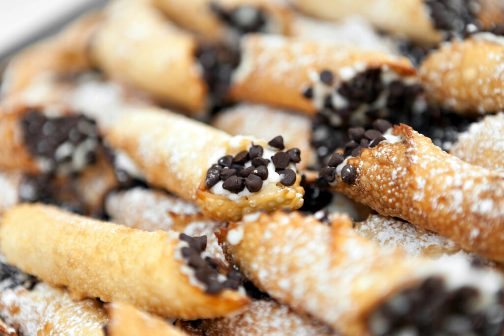 The Italian Touch: Reasons To Invest In Cannoli Kitchen - A Nation of Moms